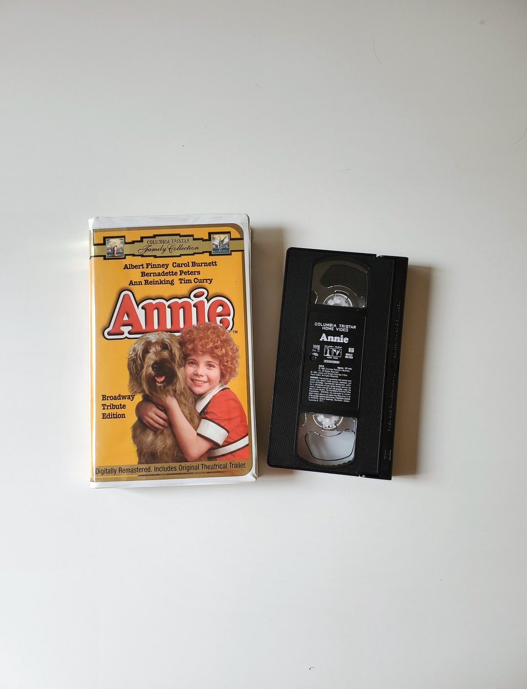 1997 Annie Broadway Tribute Edition VHS / Annie / 90s Movies / 1990s ...