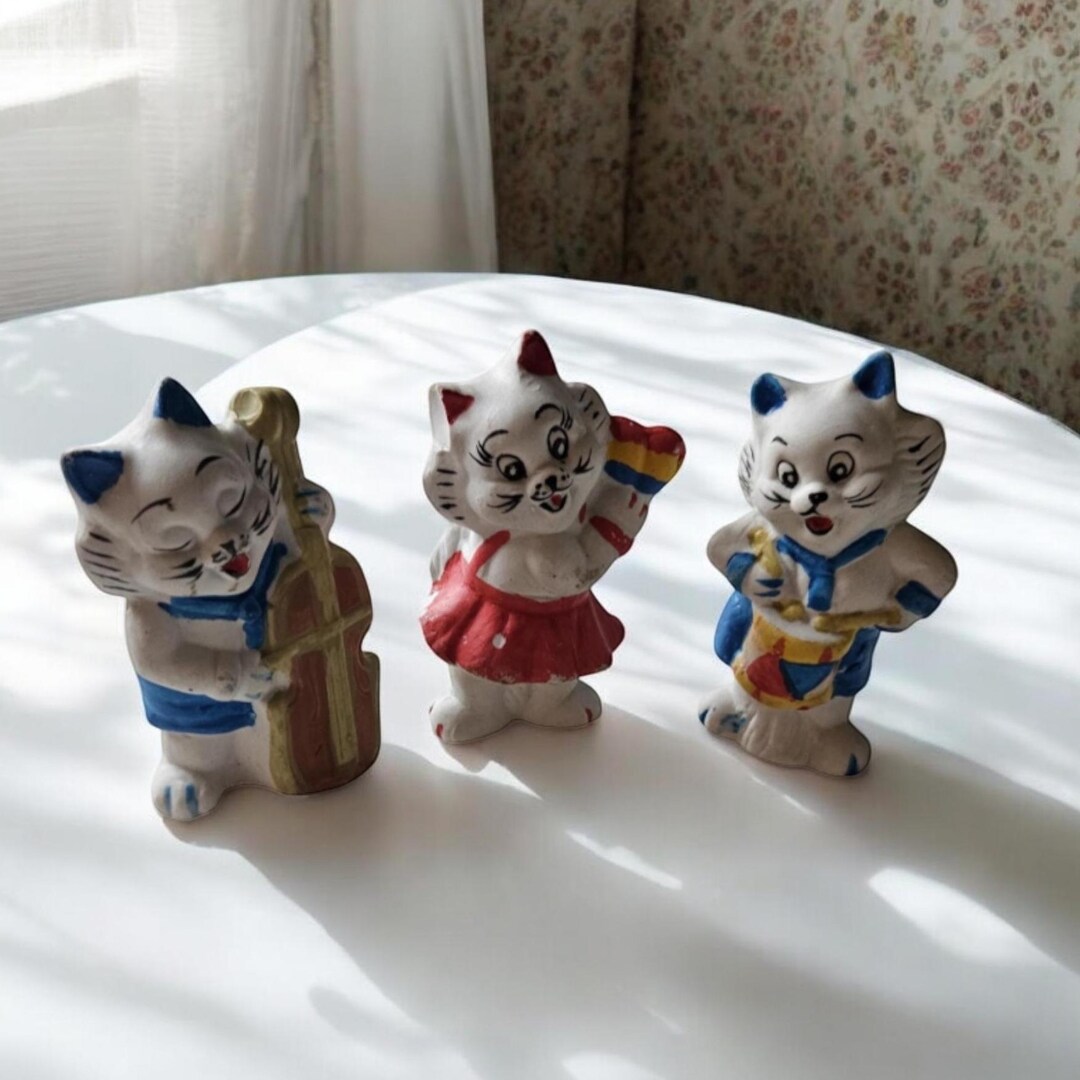 Cat Figurines Playing Cello and Maracas, Cat Orchestra, Kawaii Cat ...