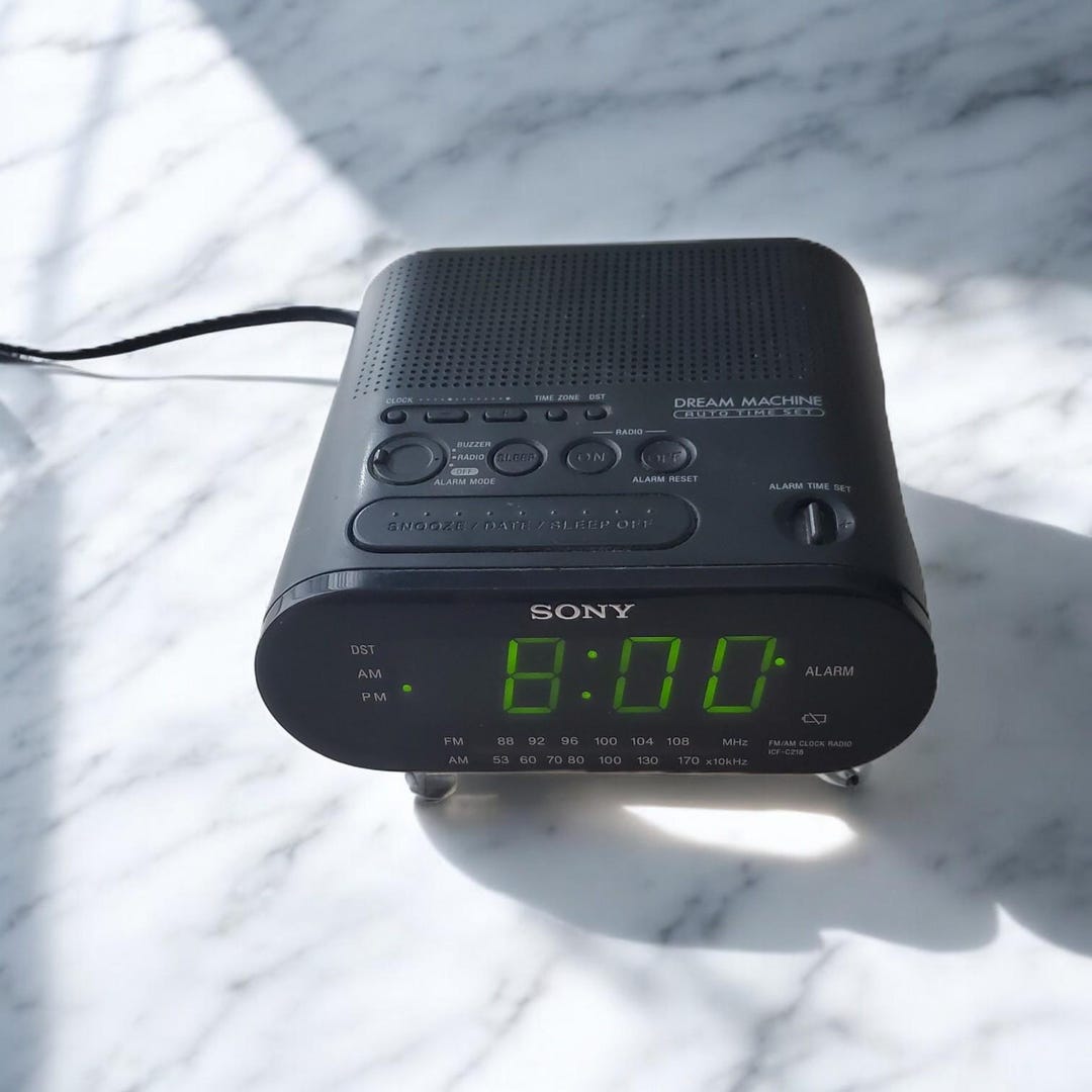 Vintage 1990's Sony Dream Machine Digital AM/FM Alarm Clock / Vintage ...