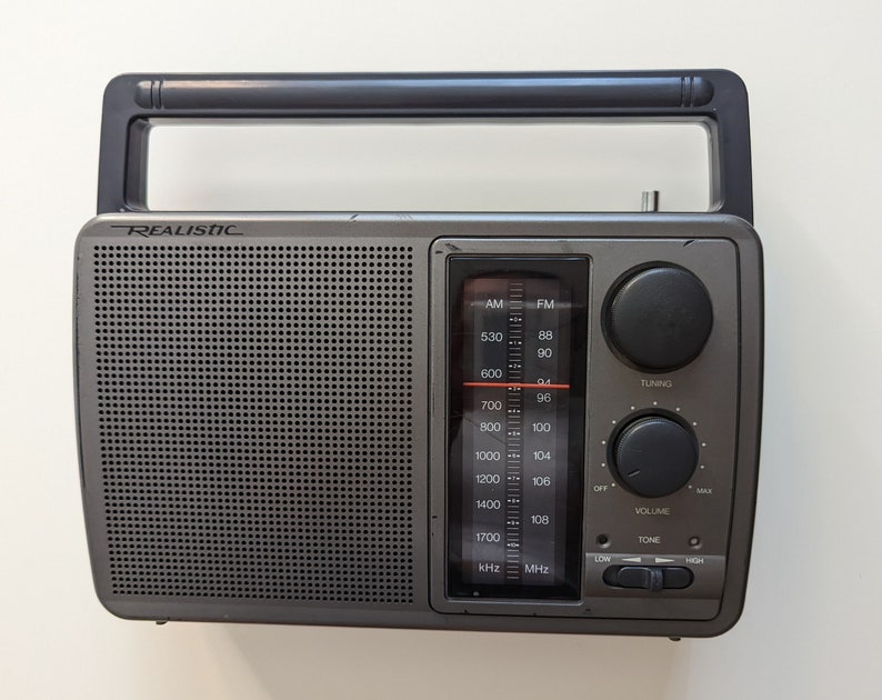 Vintage 1990's Realistic Brand Portable Radio Made by - Etsy Canada