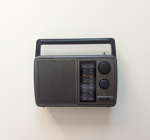 Vintage 1990's Realistic Brand Portable Radio Made by - Etsy Canada