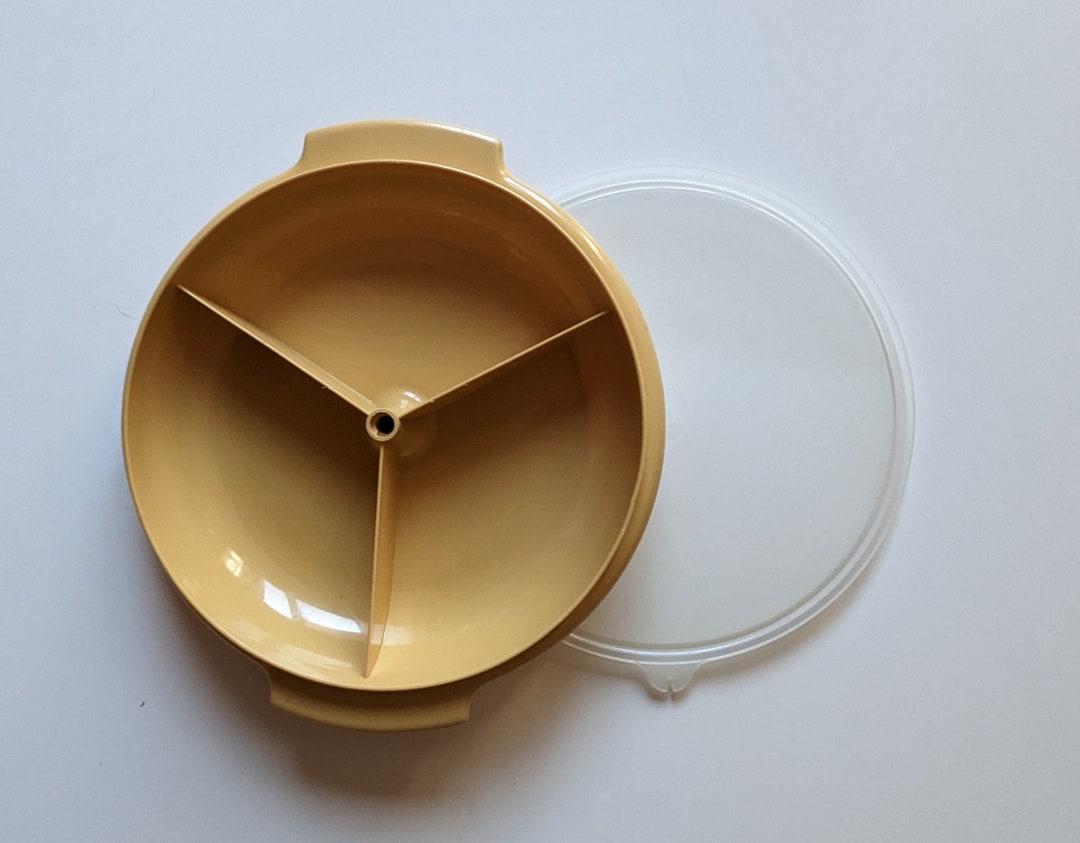 Vintage TUPPERWARE Round Small Serving Tray / Frosted White Lid ...