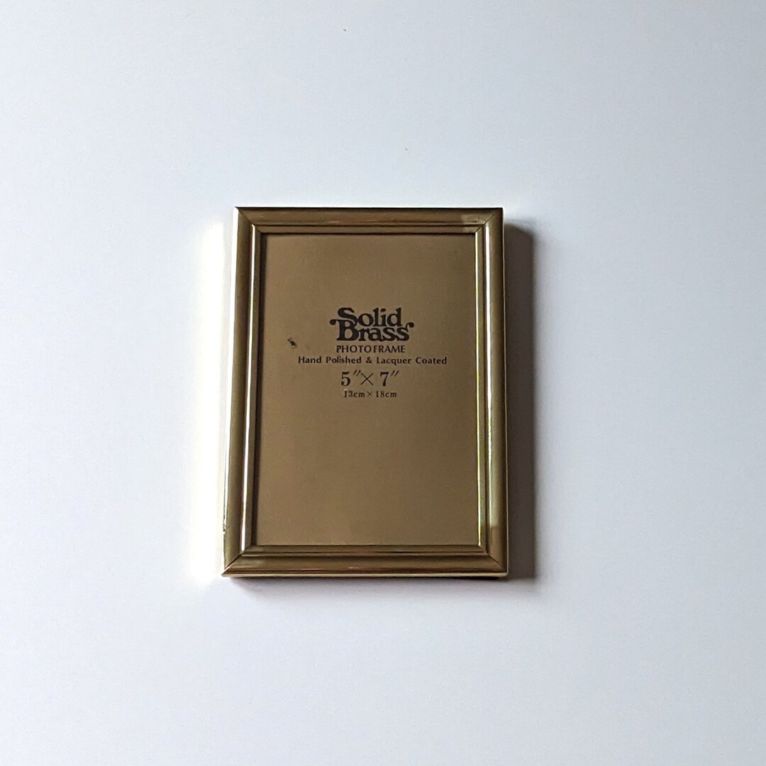 Solid Brass 5 X 7 Tabletop Frame / Vintage Tabletop Picture - Etsy