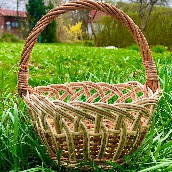 Small Wicker Basket - Etsy