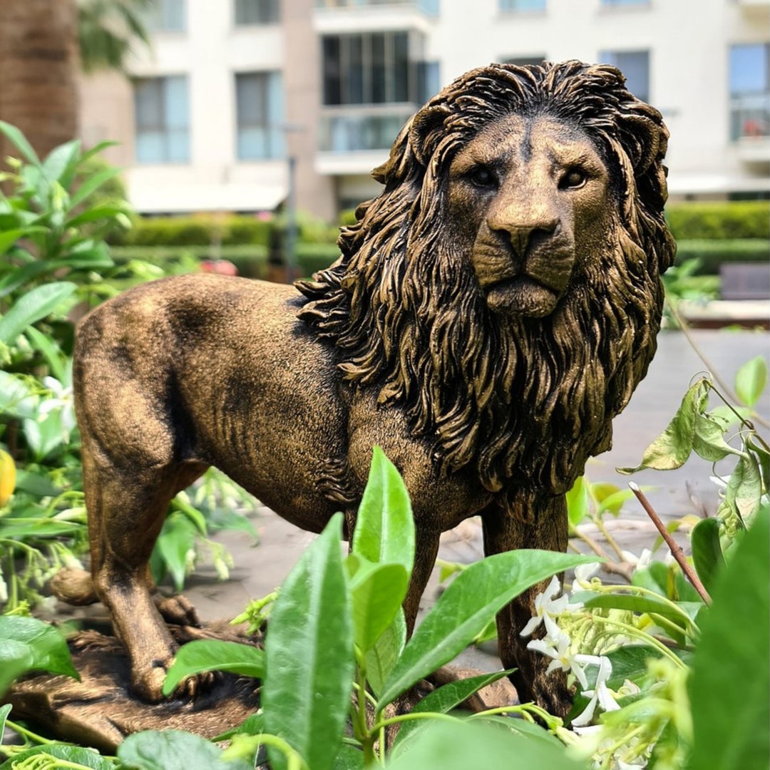 Lion Outdoor Decor, Animal Yard Decorations, Stylish Garden Accessories ...