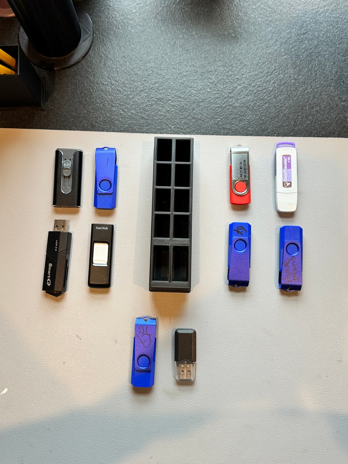 Flash Drive Holder/organizer - STL File - Etsy