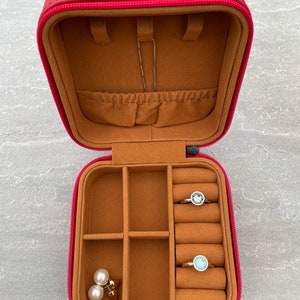 Custom Engraved Delta Sigma Theta Jewelry Box - Etsy