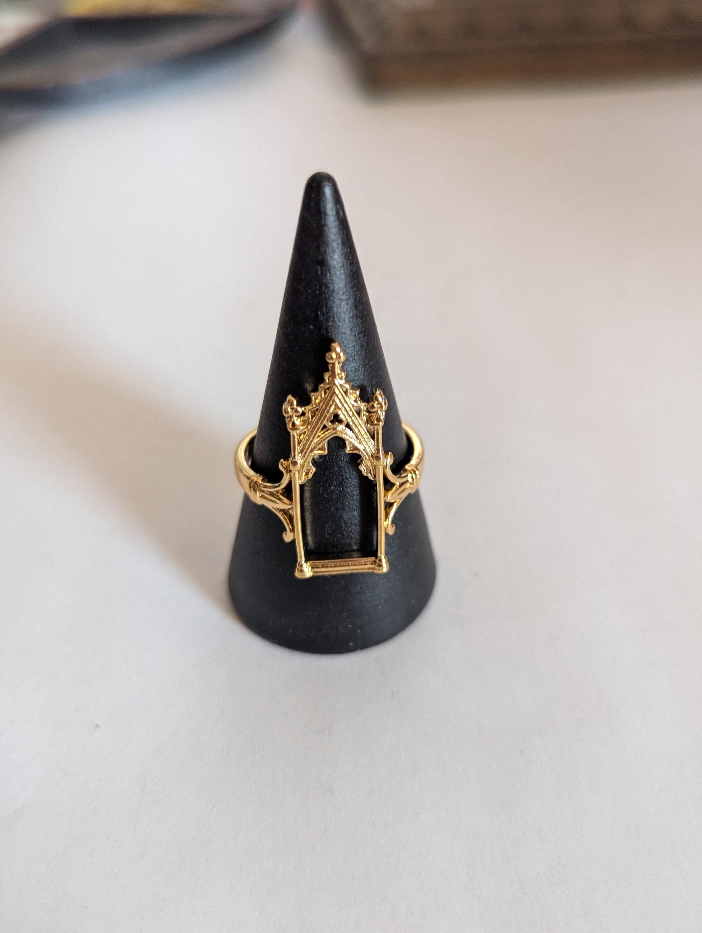 Window Ring/vintage Style - Etsy