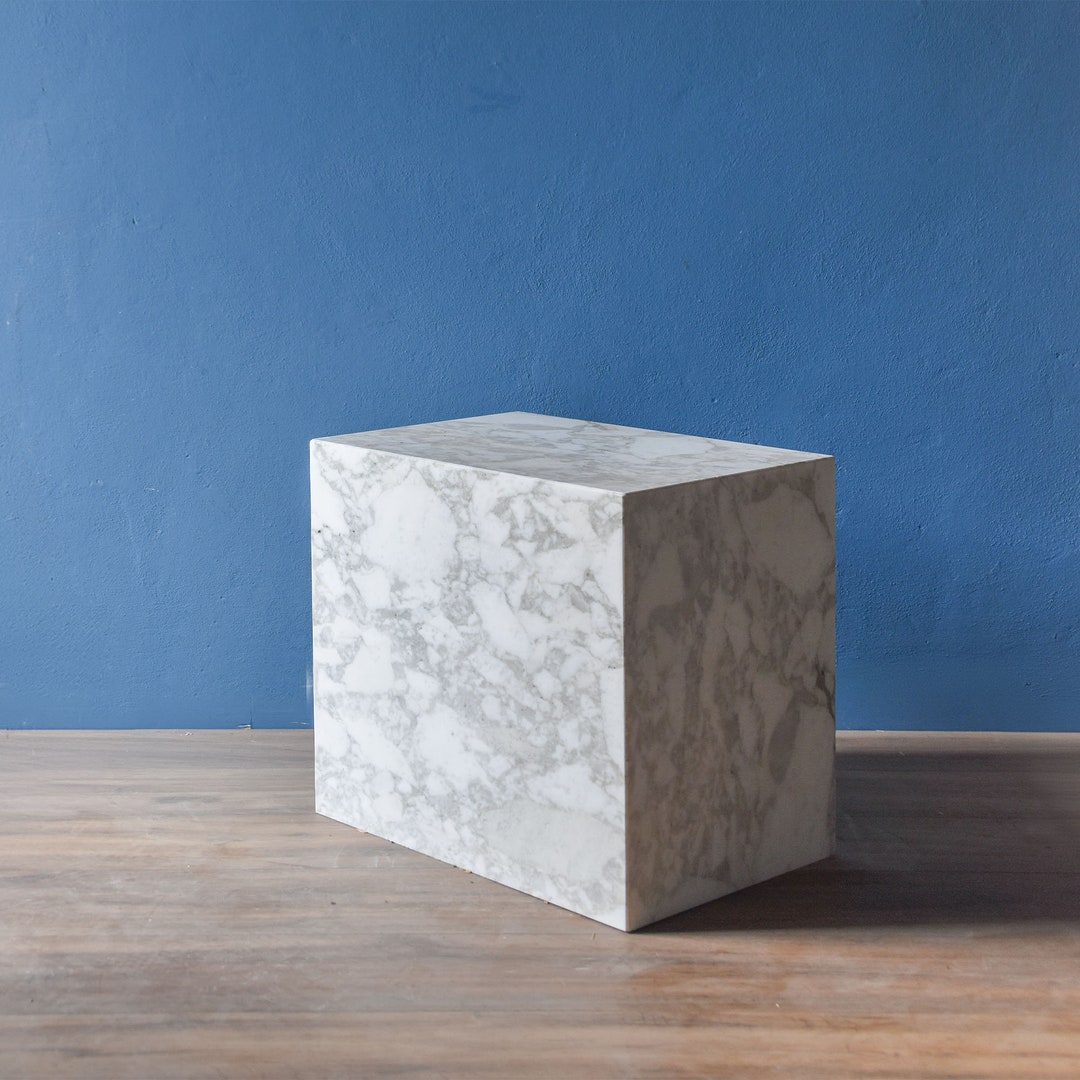 Calacatta Arabescato Corchia Marble Plinth Honed | Minimalist Side ...