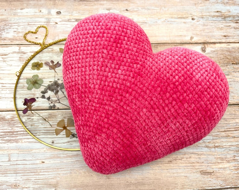 Crochet Heart Cushion Pattern, Amigurumi Heart Pillow Pattern, Crochet ...