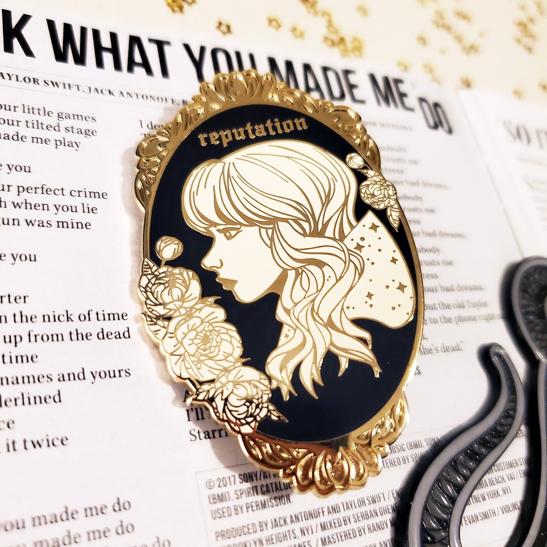 Reputation Cameo Portrait Enamel Pin, Eras Collection - Etsy