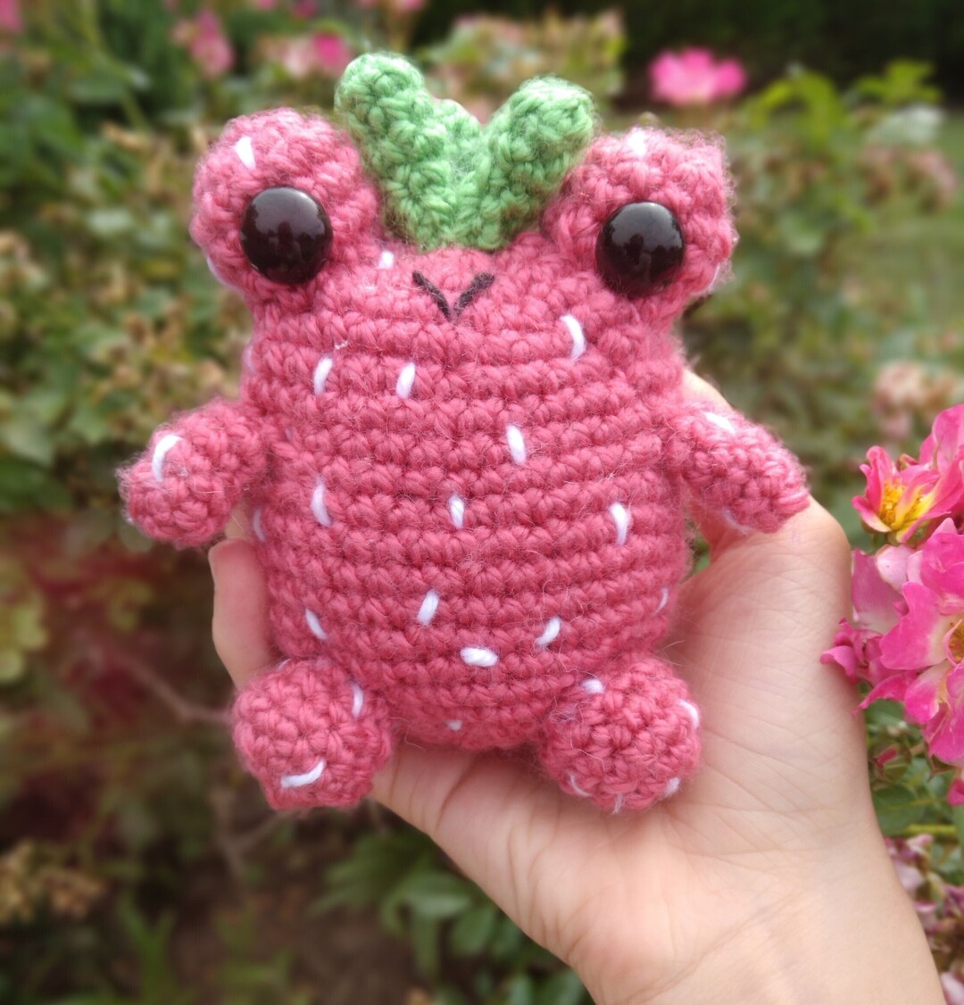 Crochet Strawberry Frog, Amigurumi Strawberry Frog, Cute Crochet ...