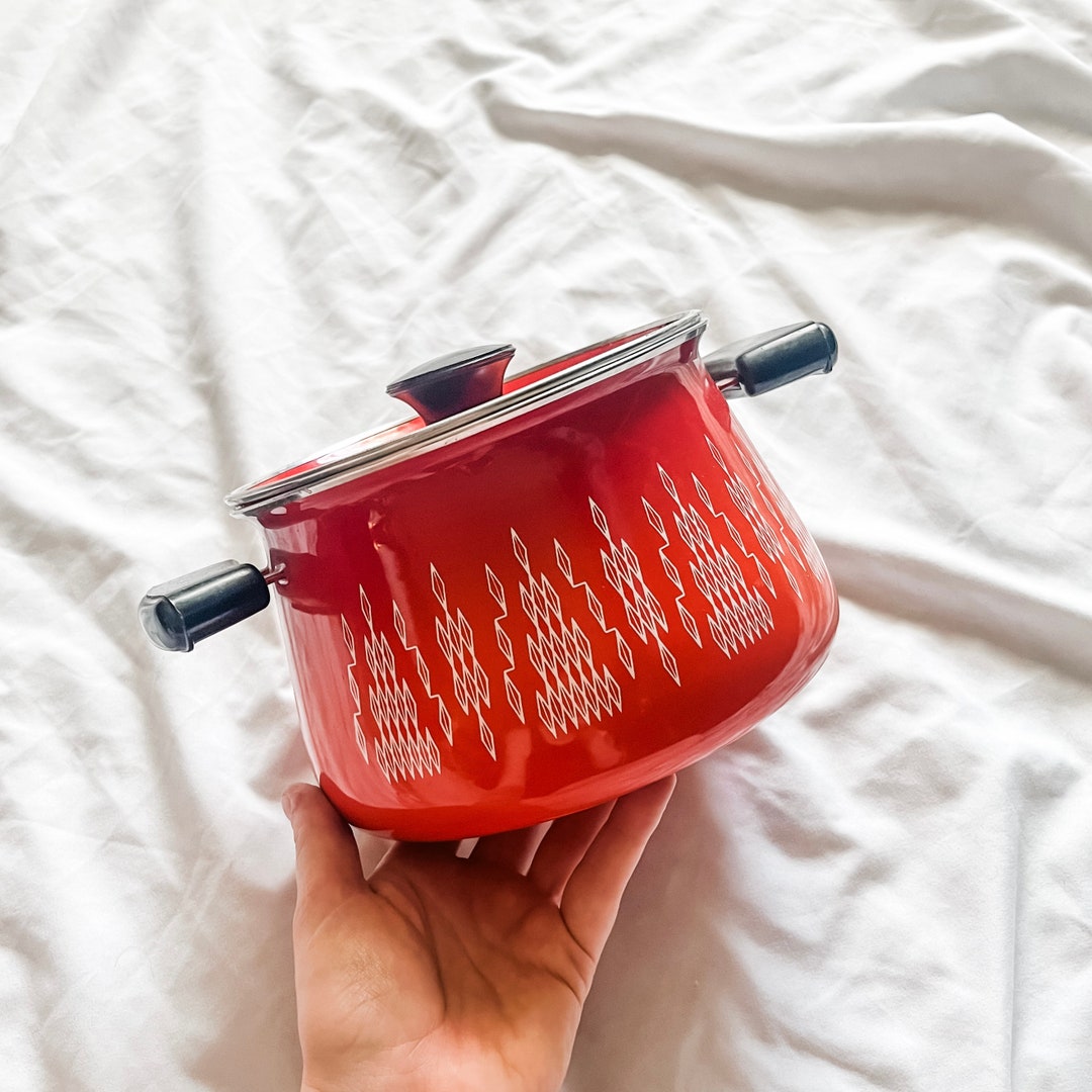 70s Red Enamelware Bean Pot With Retro Diamond Pattern / Red Enamelware ...