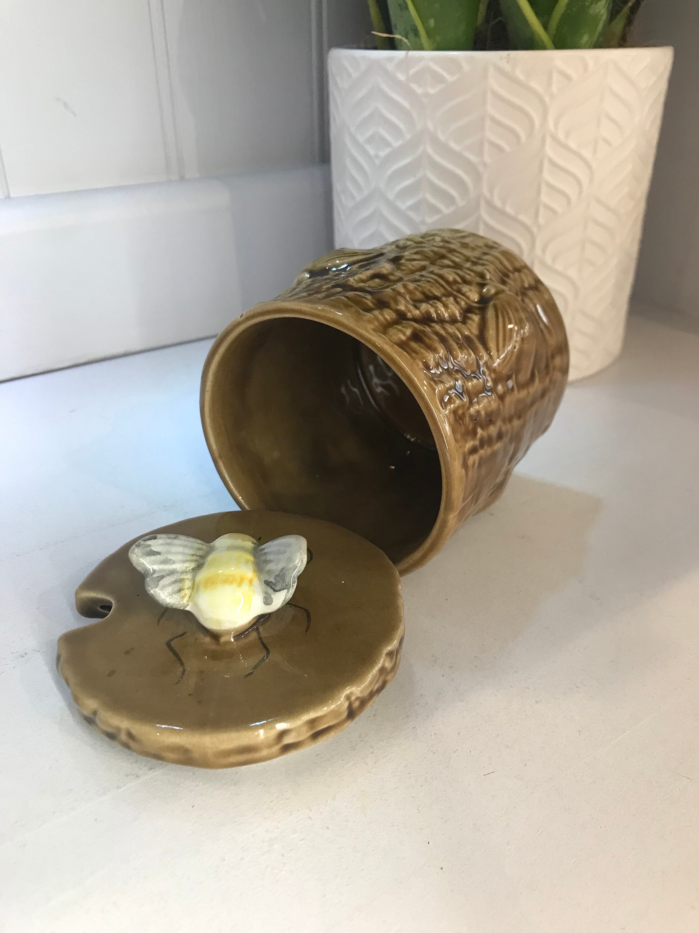 Vintage Beehive Honey Pot. - Etsy UK