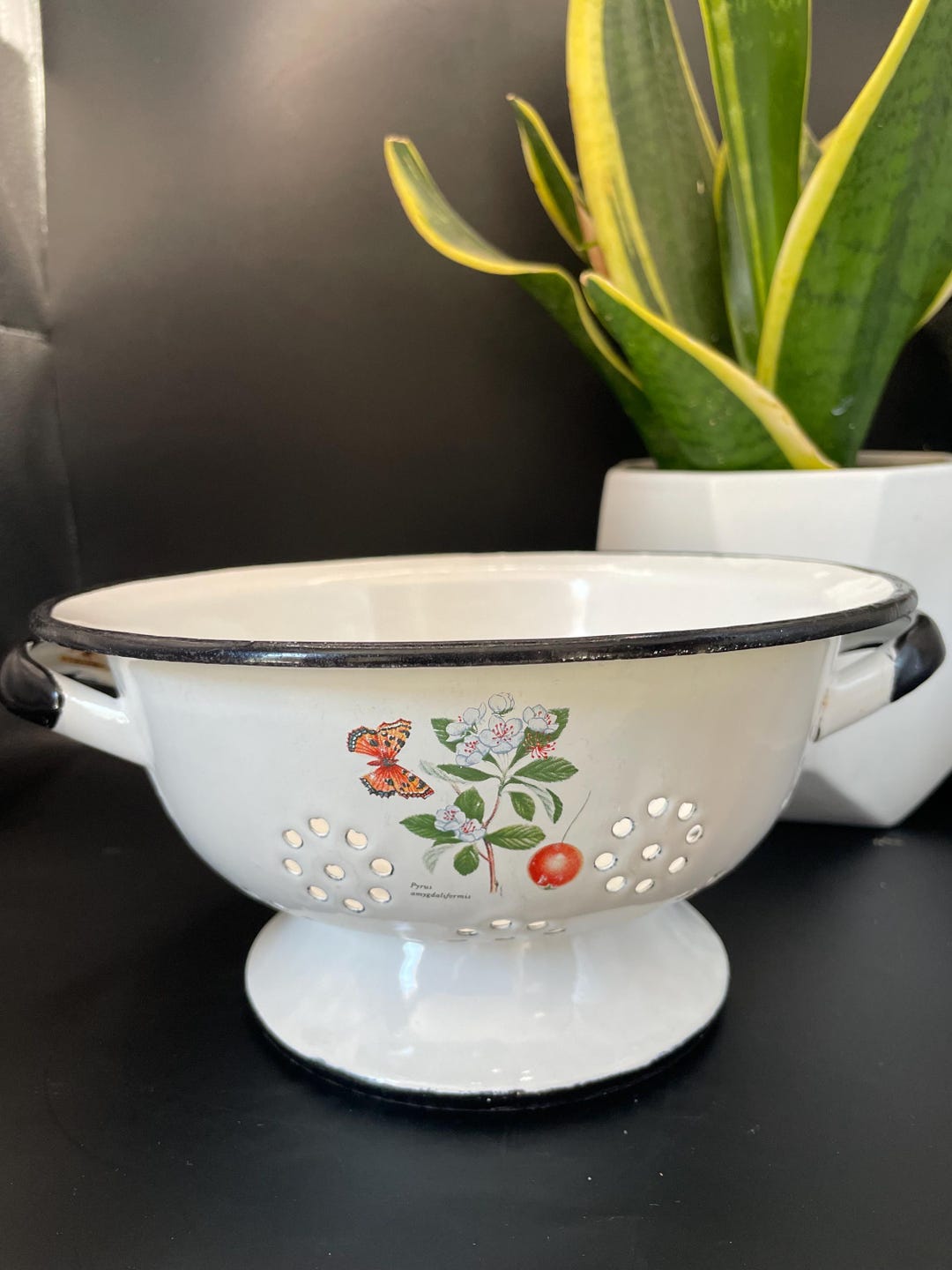 Vintage Small Enamel Colander/stainer - Etsy