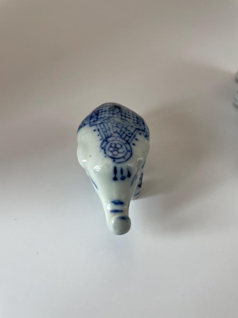 4 Chinese Porcelain Elephant Figurines. - Etsy