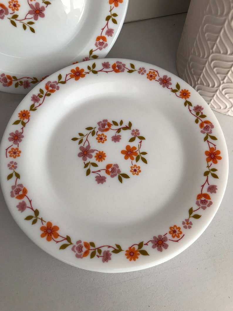 French Arcopal Scania Design Side Plates - Etsy