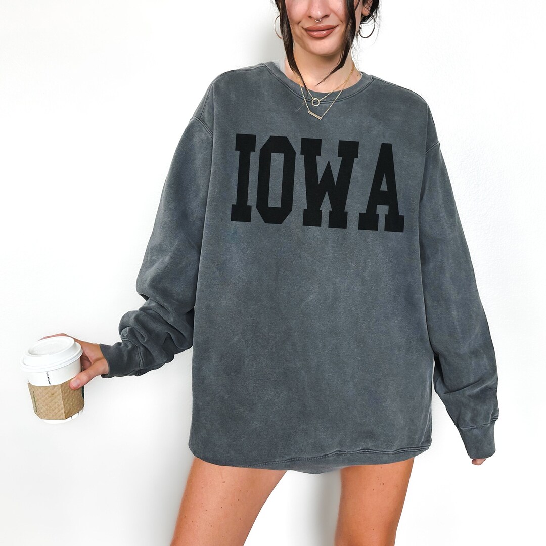 Iowa Sweatshirt, Trendy Varsity Sweatshirt, Aesthetic College Crewneck ...