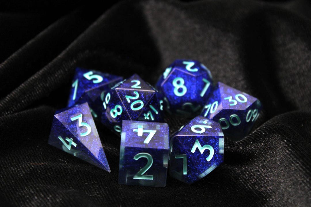 Dreamweaver's Spark - 7-piece Dice Set (blue and Color Shifting Dice ...