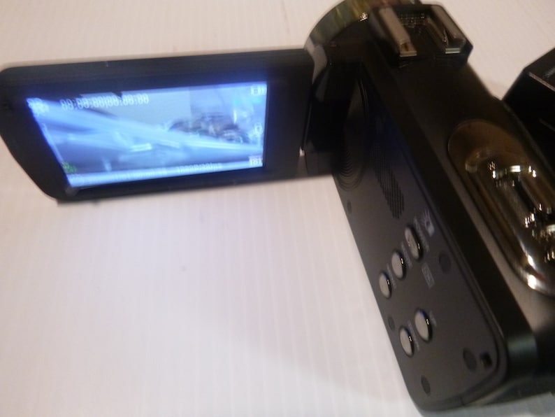 DVC IR 2.7K 2688X1520P High Definition Digital Video Camera 30.0 Mega ...