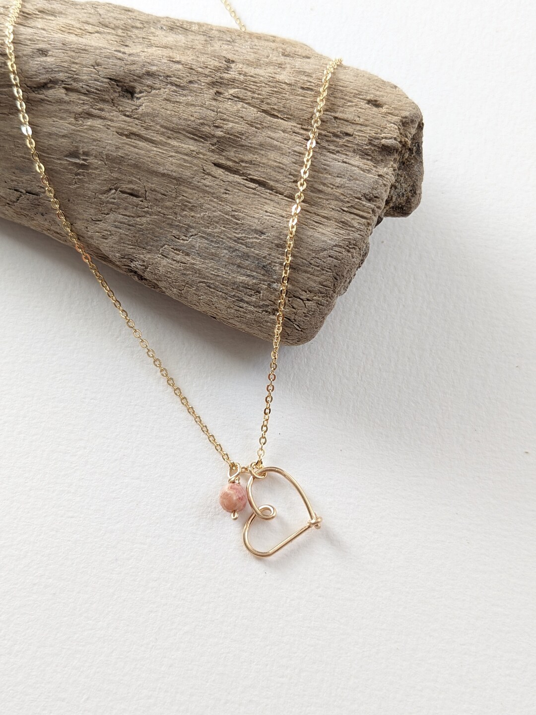 Chain With Heart-shaped Pendant and Natural Stone - Etsy