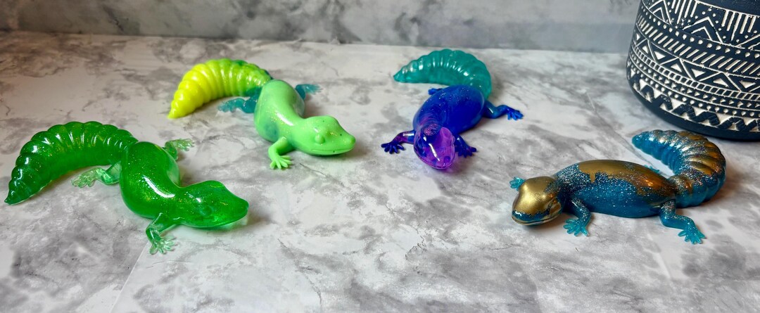 Gecko Figurine - Etsy