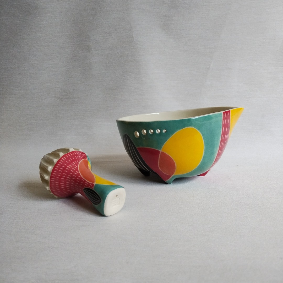 Handcrafted Set Spouted Herb Stripper Bowl With Integral Garlic/ginger ...