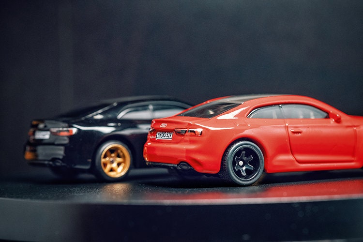 Custom 1:64 Hot Wheels Audi RS5 Coupe Diecast Black & Red - Etsy