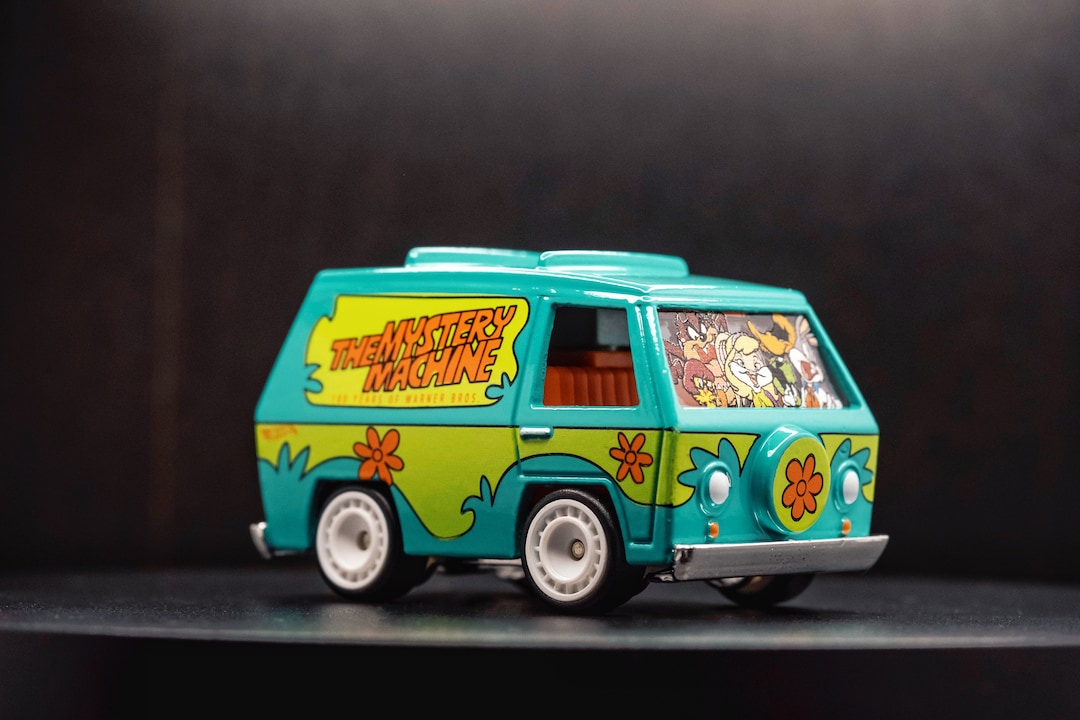 The Mystery Machine Custom 1:64 Hot Wheels Diecast - Etsy