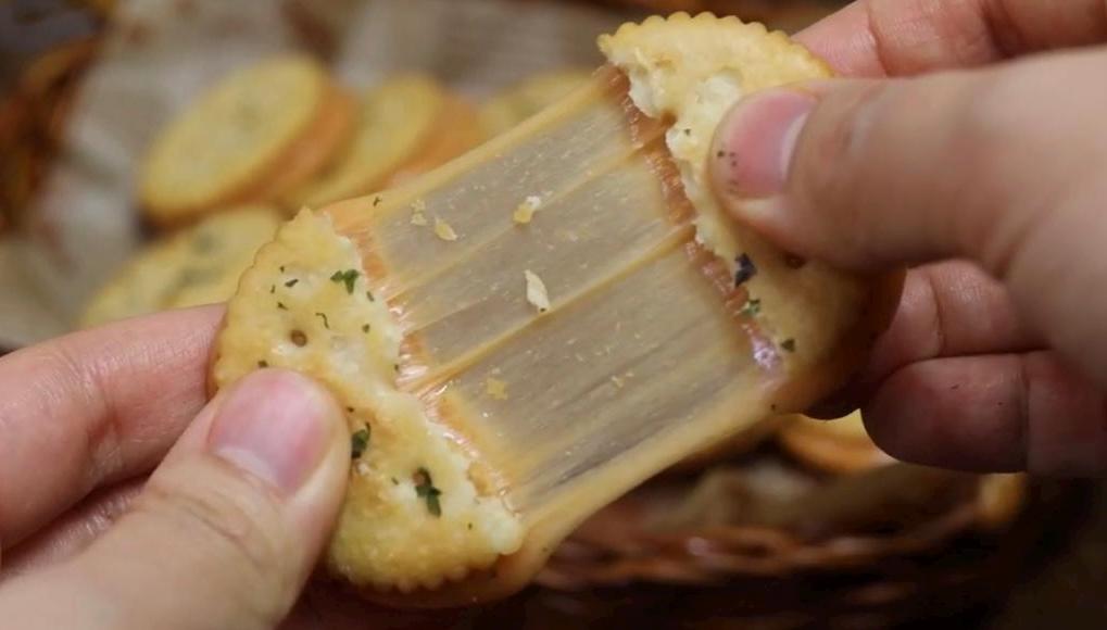 Homemade Cracker Filled With Cheese 20 Pieces/ Cheesy Crackers - Etsy