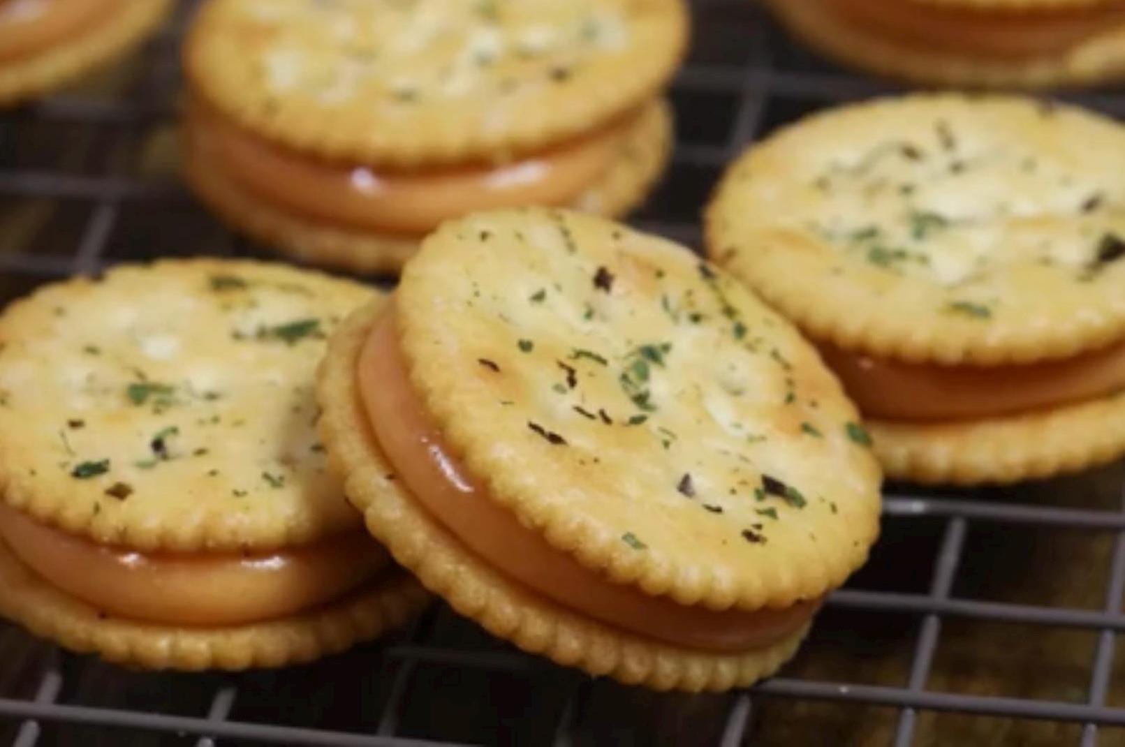 Homemade Cracker Filled With Cheese 20 Pieces/ Cheesy Crackers - Etsy