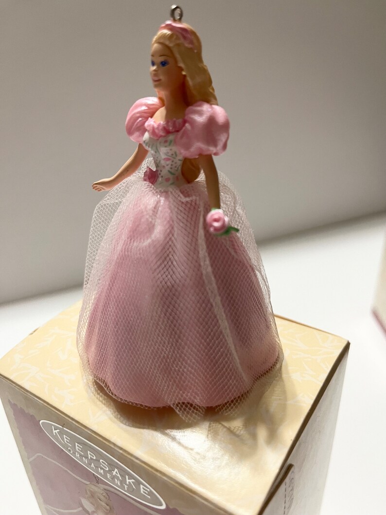 Barbie, Vintage Hallmark Barbie Ornament, 1996 2nd in Springtime Barbie ...