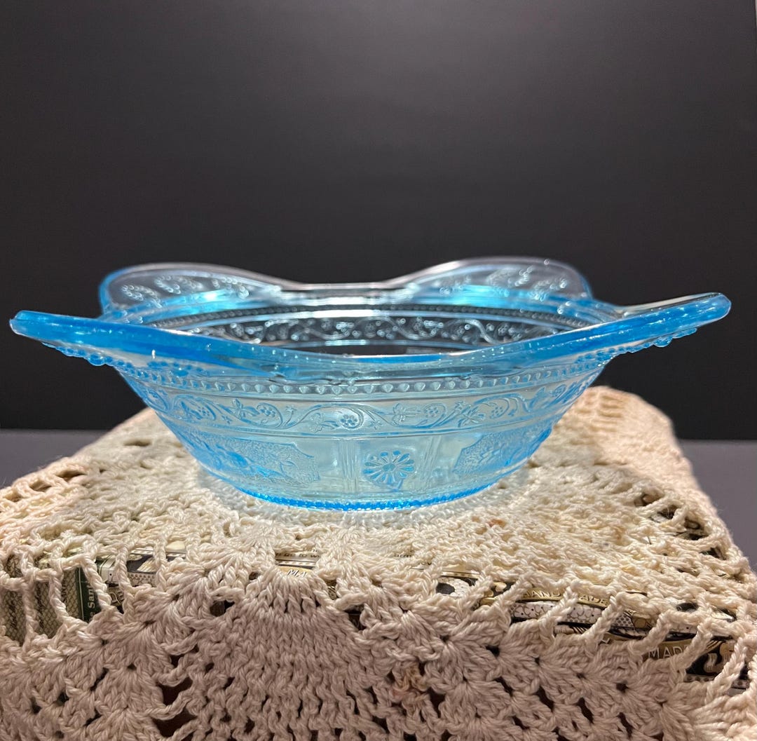 Vintage Clear Blue Glass Round Scalloped Edge Candy Dish With Raised ...