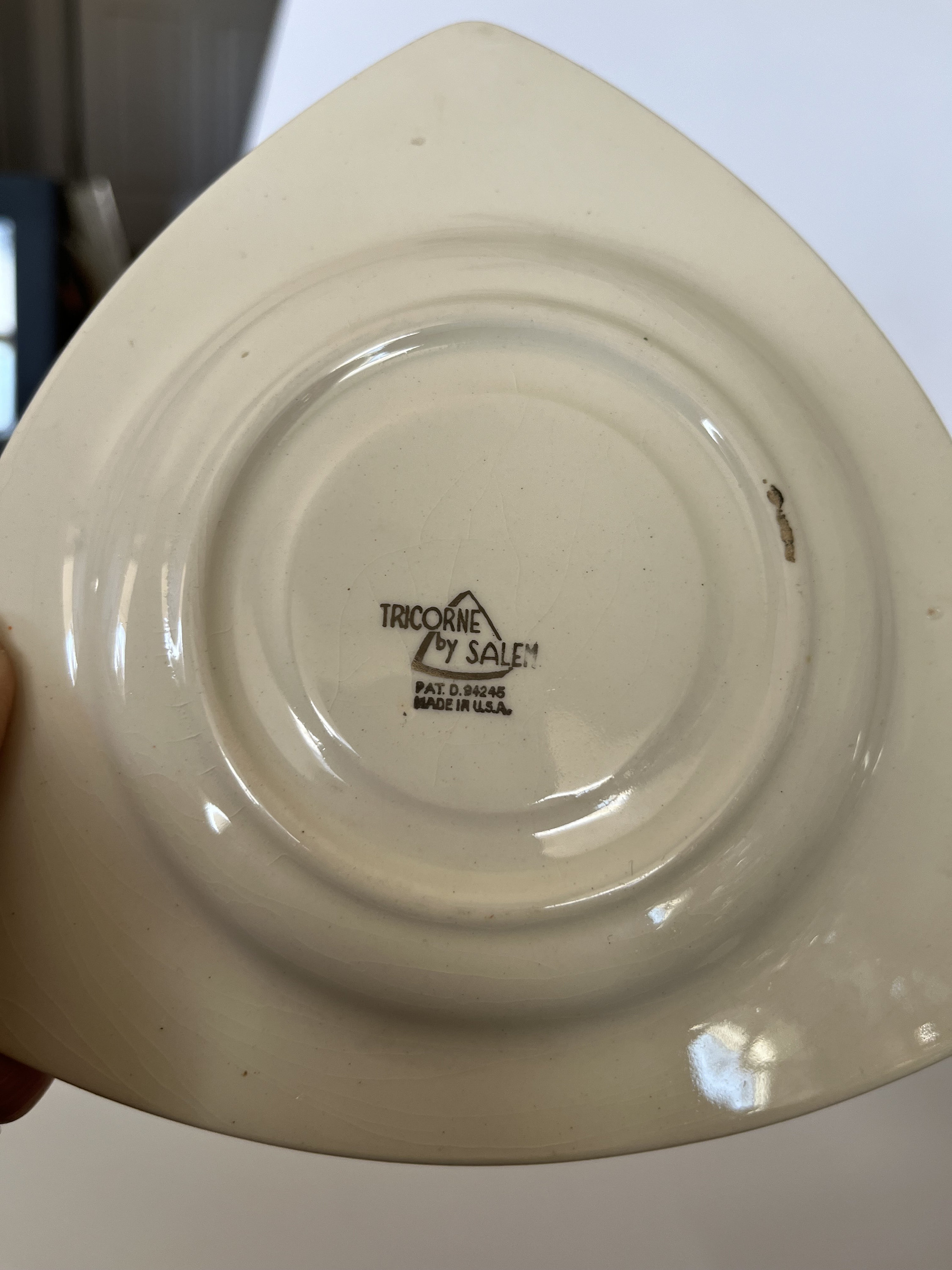 1930s Tricorne Streamline by Salem China Company Teacup and Saucer ...