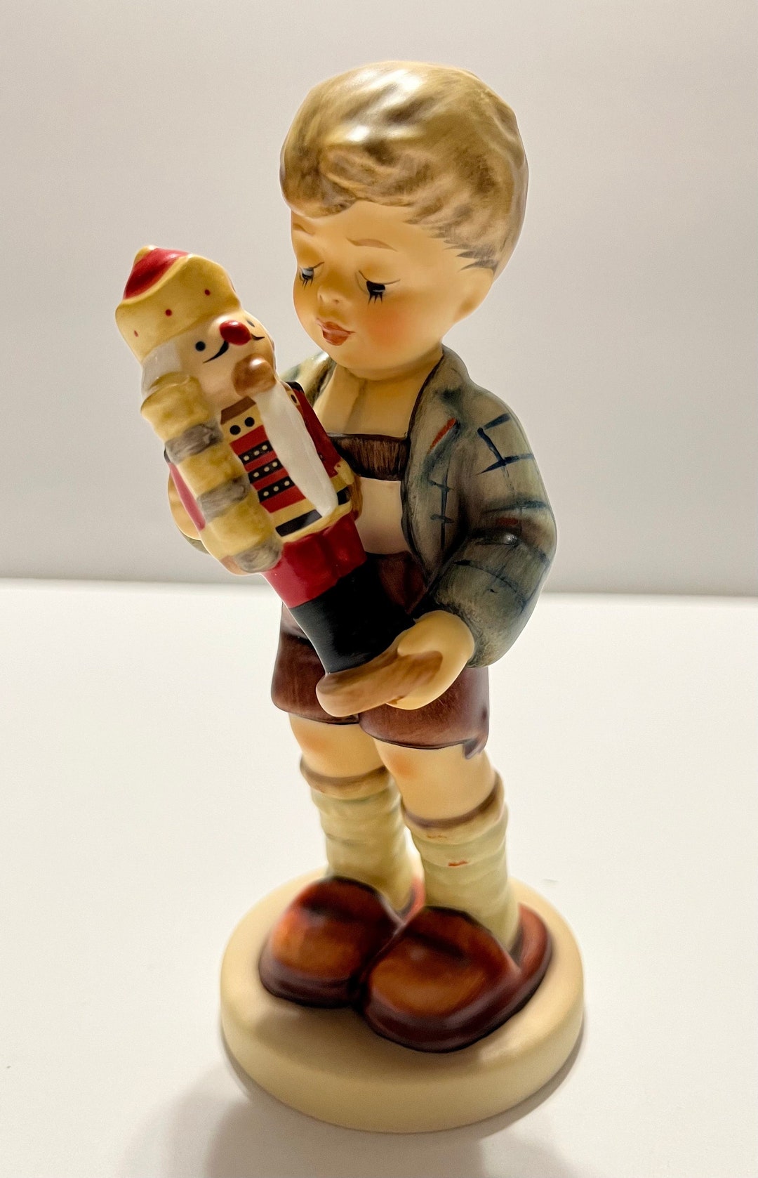 Nutcracker Sweet Goebel Hummel Figurine, HUM Number 2130 First Issue ...