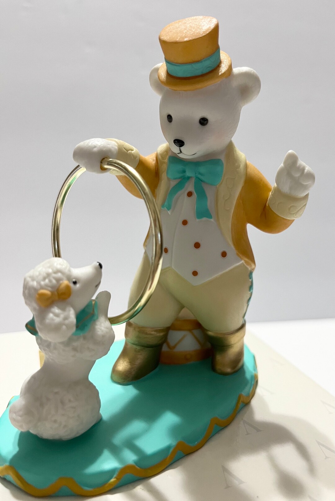 Avon 1993 Pierre the Ringmaster, Magnificent Circus Bears Collection ...