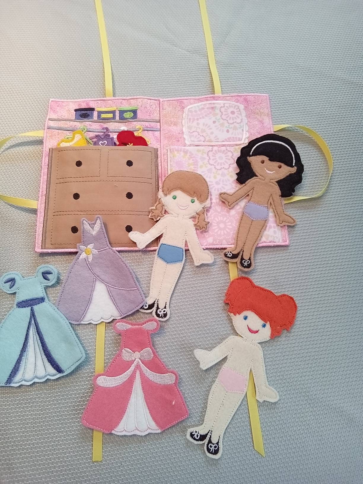 Quiet Time Felt Dolls. Pretend Dress up and Closet. - Etsy