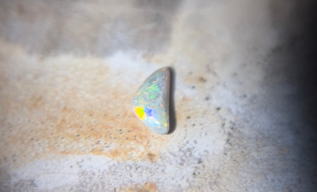 0.24ct Full Spectrum Flagstone Pattern Light Opal - Etsy