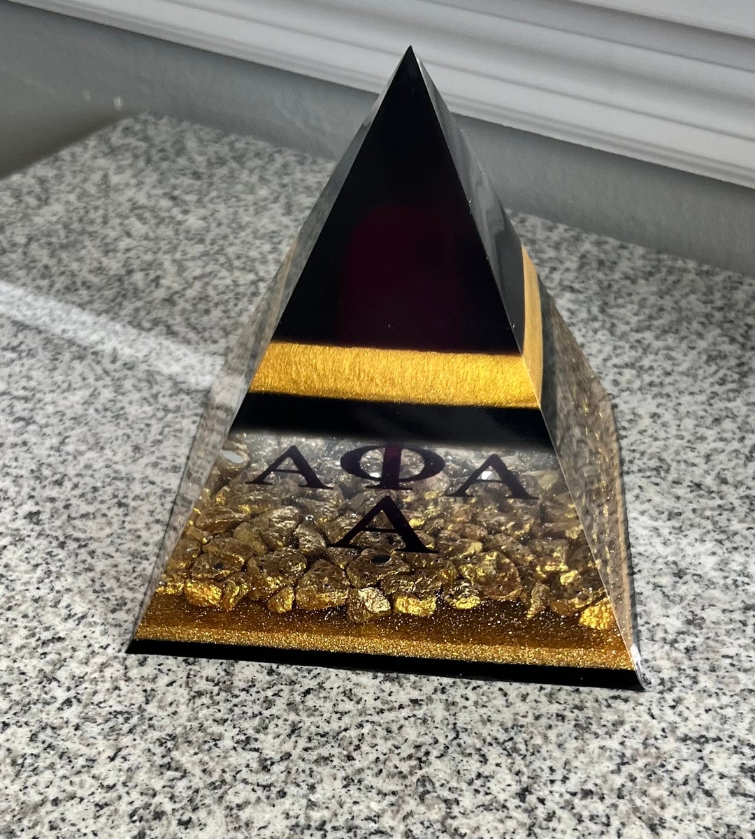 Large| Custom Resin Pyramid - Etsy