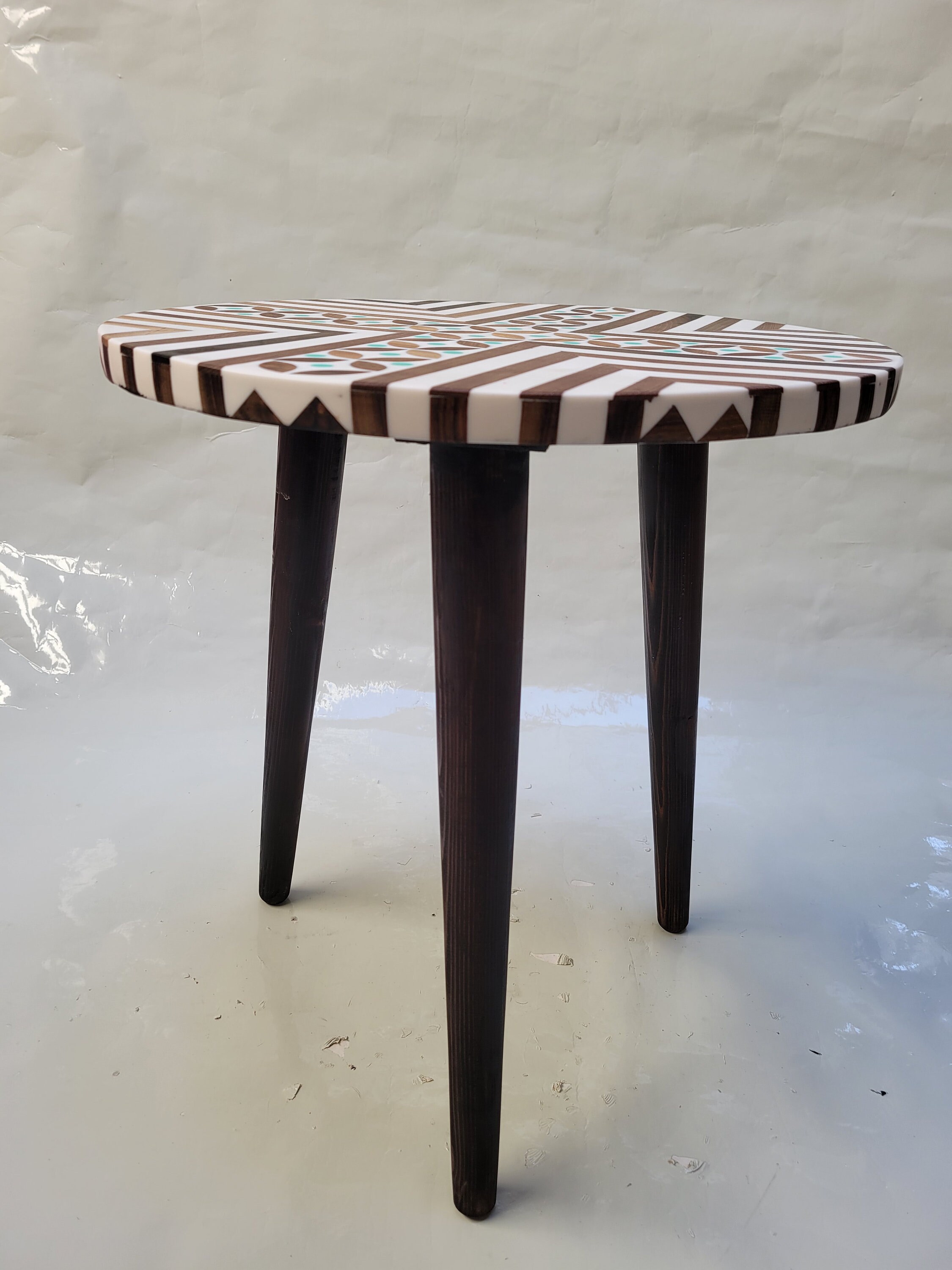 Ladder Tables Made of Walnut Wood and Resin Round Table - Etsy