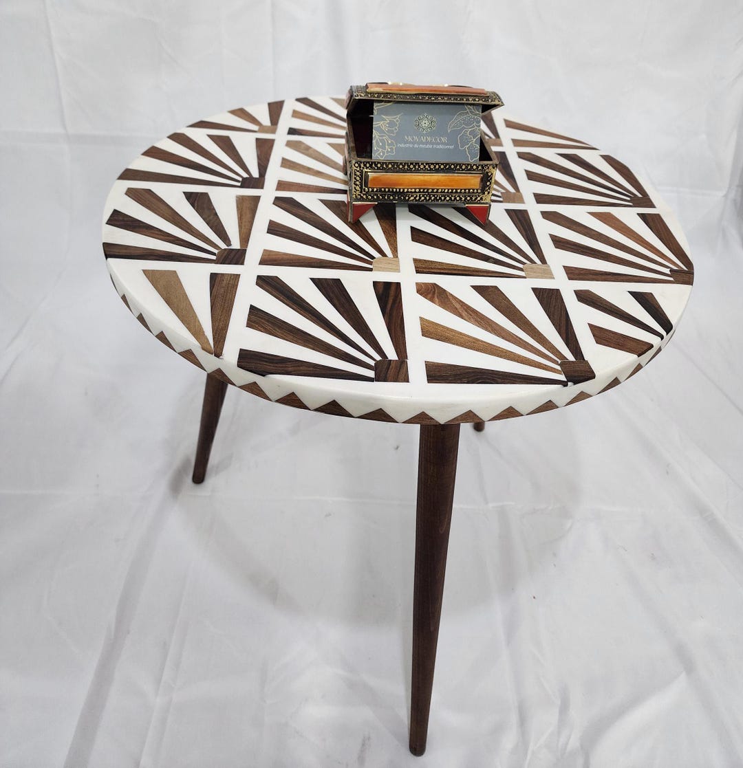 Moroccan Walnut Wood Round Table: Removable Legs, Resin Finish (20x19 ...