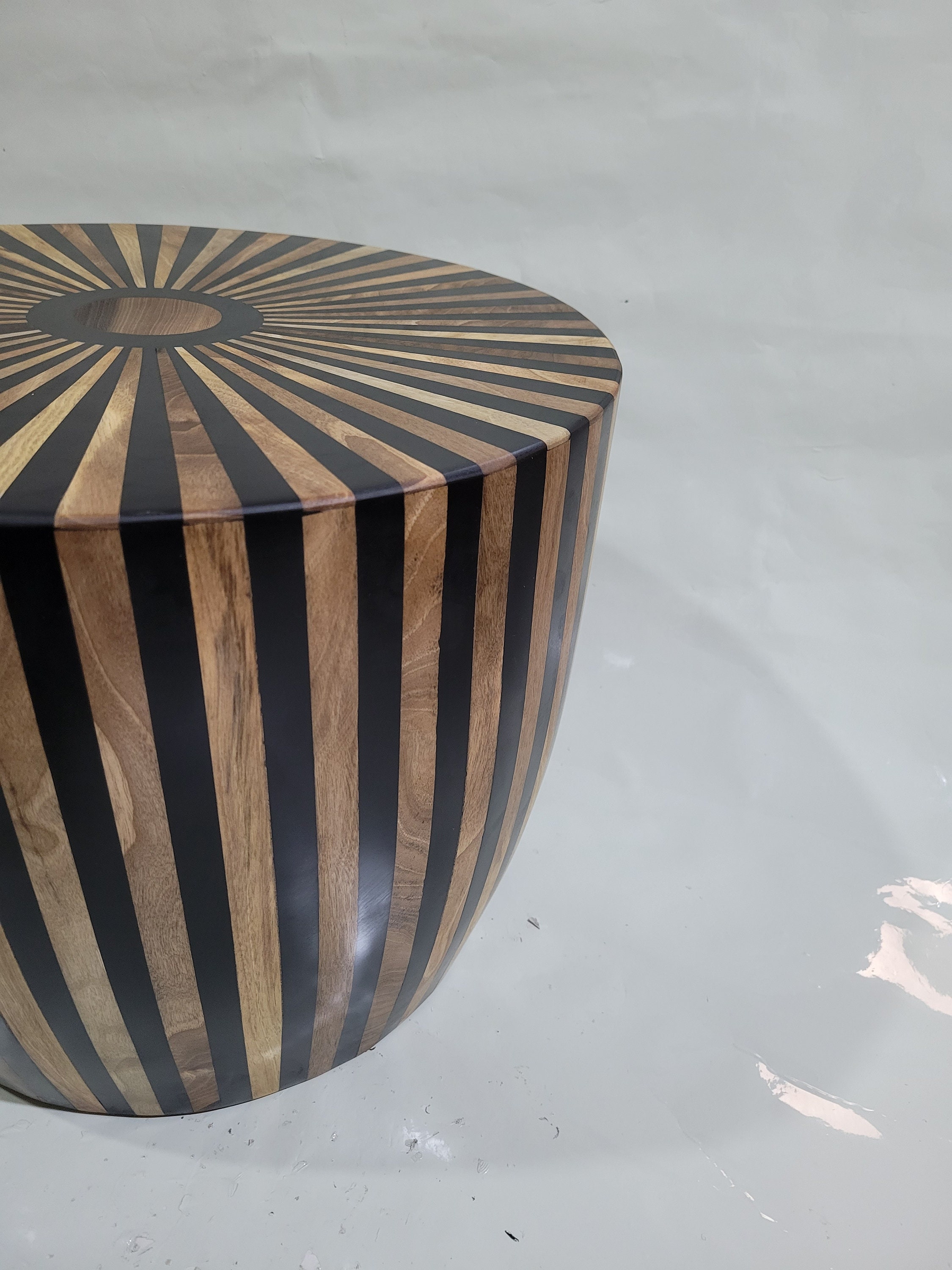 Handmade Stunning Round Table, Unique Wood Piece of Art Side Table ...