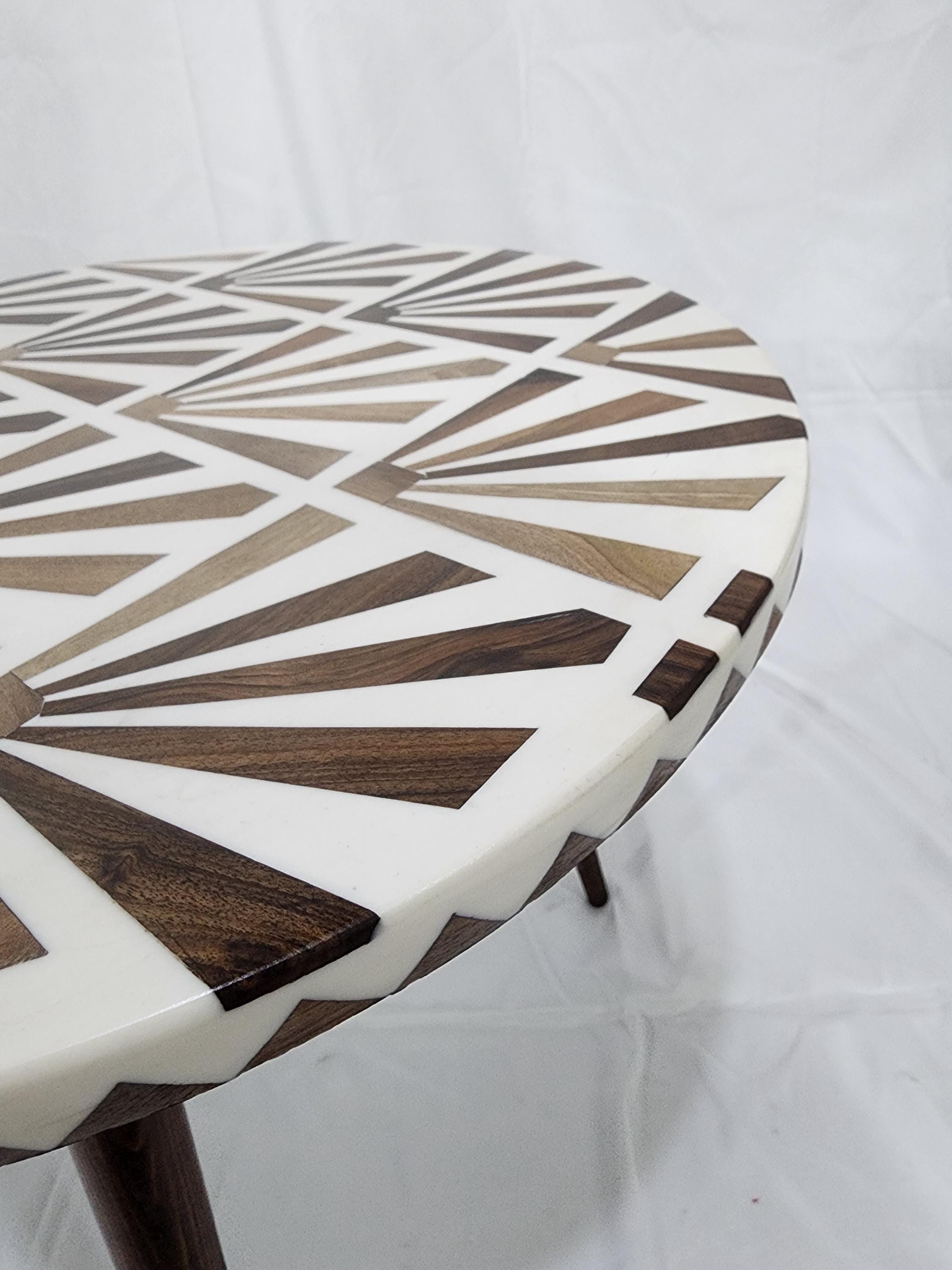 Moroccan Walnut Wood Round Table: Removable Legs, Resin Finish (20x19 ...