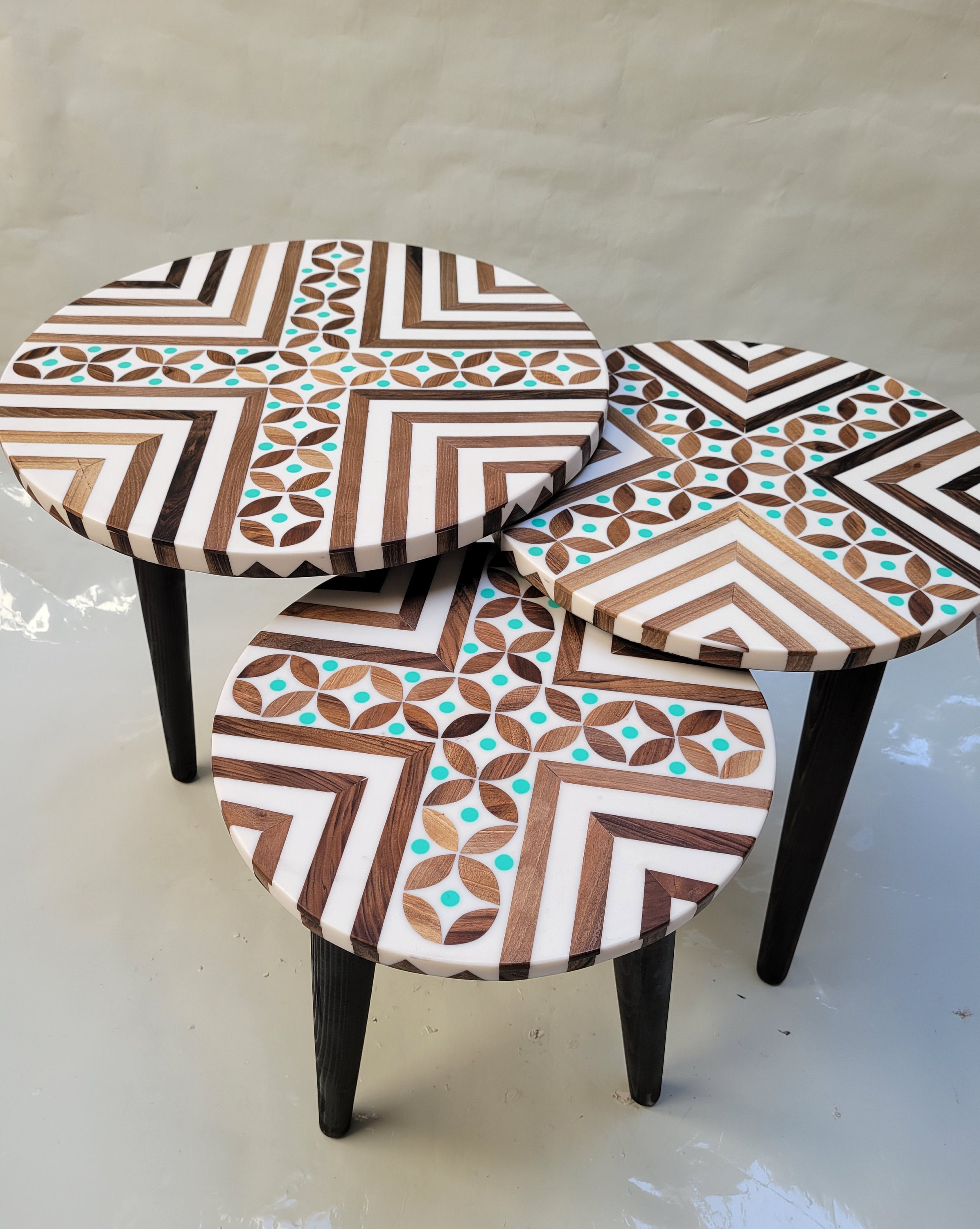 Ladder Tables Made of Walnut Wood and Resin Round Table - Etsy