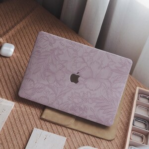 Lavender Purple Embossed Floral MacBook Pro 13 M1 MacBook 14 Inch 15 16 ...
