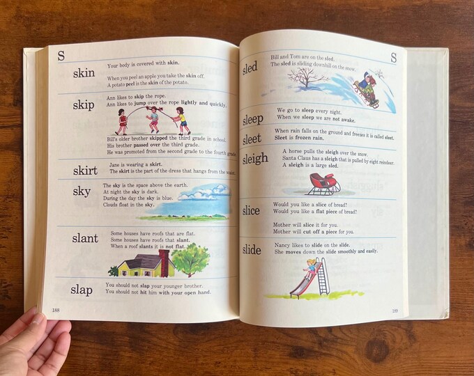 Vintage 1977 the New Color-picture Dictionary for Children Book - Etsy