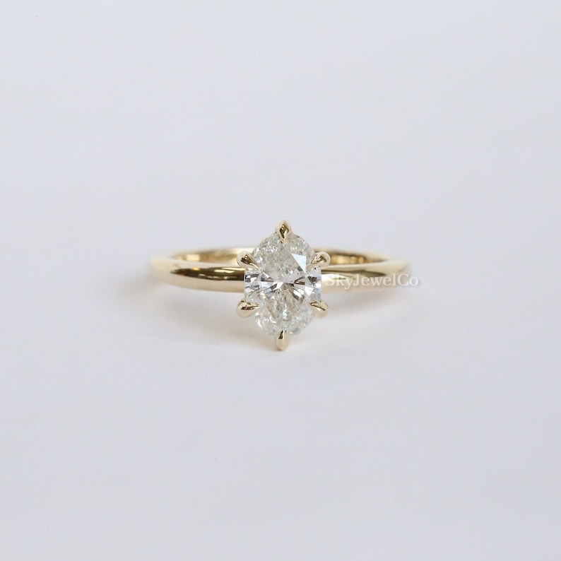 Simple Oval Cut Engagement Ring Women Solitaire Wedding Ring Solid