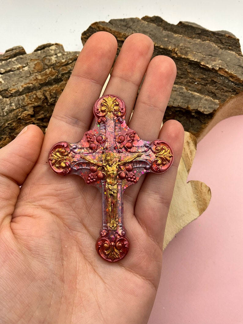 Jesus Brooch Jesus on the Cross Clothing Pin Easter - Etsy