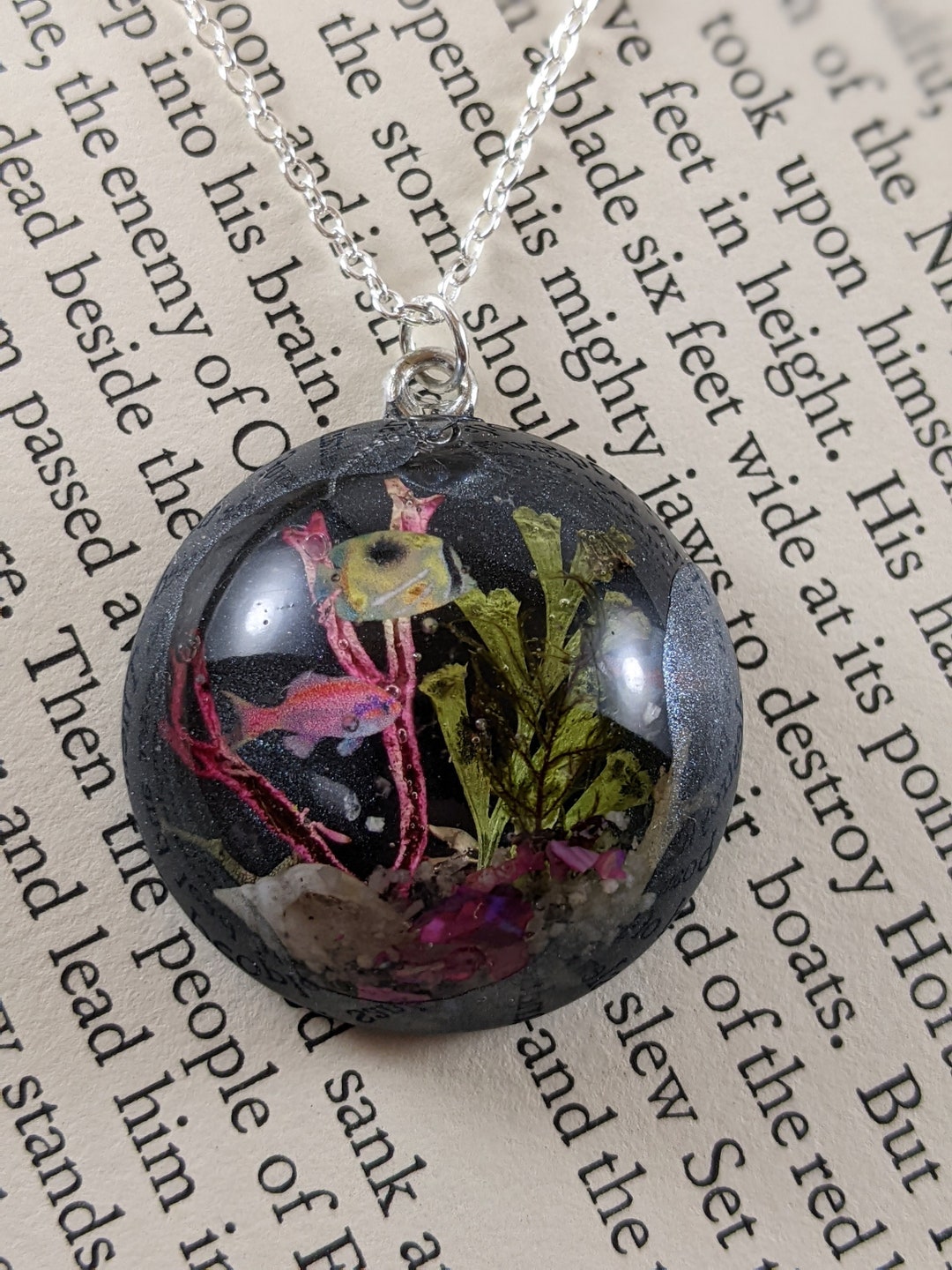 Underwater Ocean Themed Tropical Fish Tank Necklace, Silver Chain ...