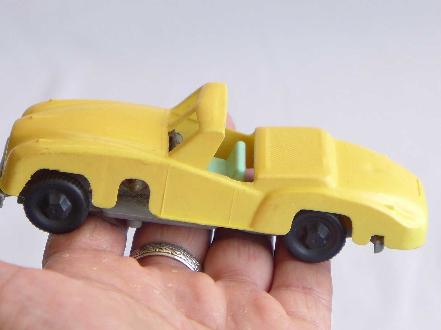 Vintage Wind Up Toy Cars